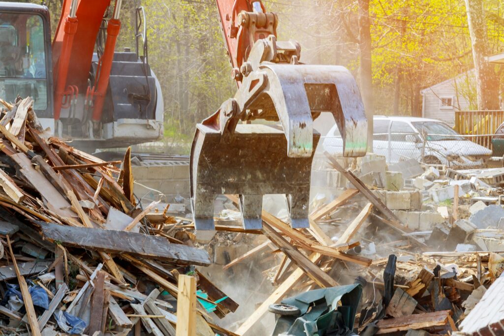 Demolition Services V2 – Professional Full-Service Junk Removal & Hauling